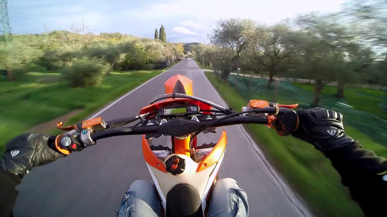 KTM 125 SMR TEST-RIDE - YouTube