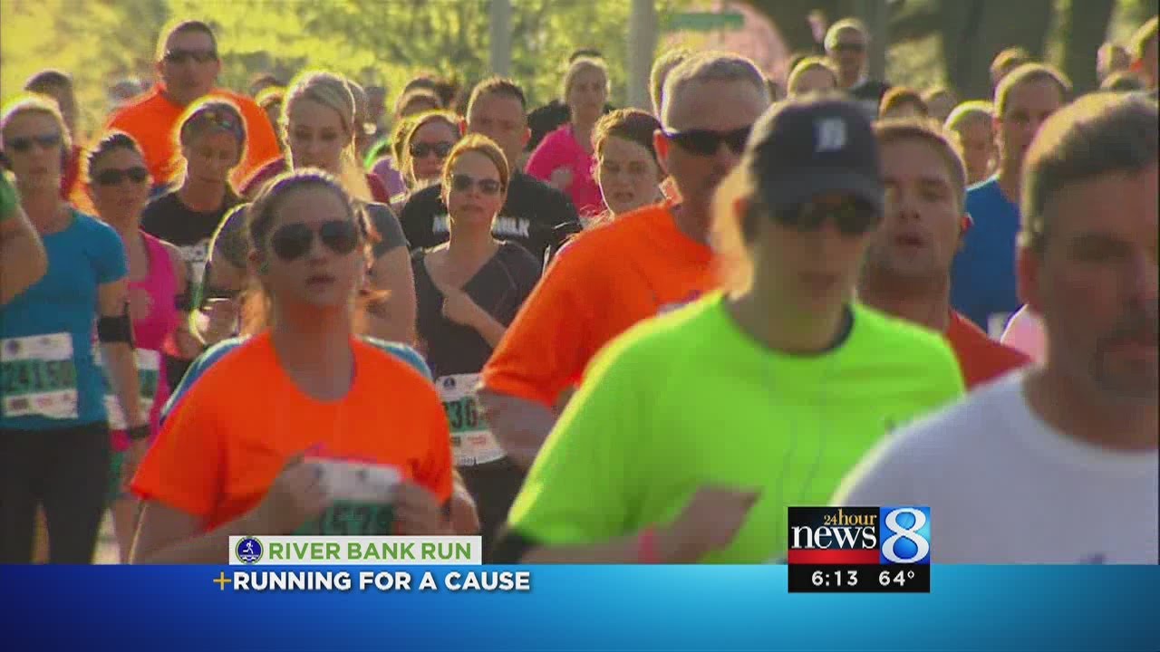 Running the Fifth Third River Bank Run for a Cause - YouTube