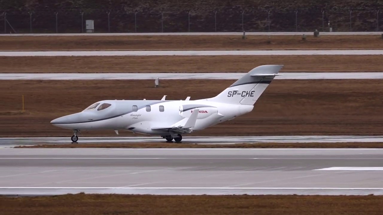 Honda Jet in Munich on runway 26L - YouTube