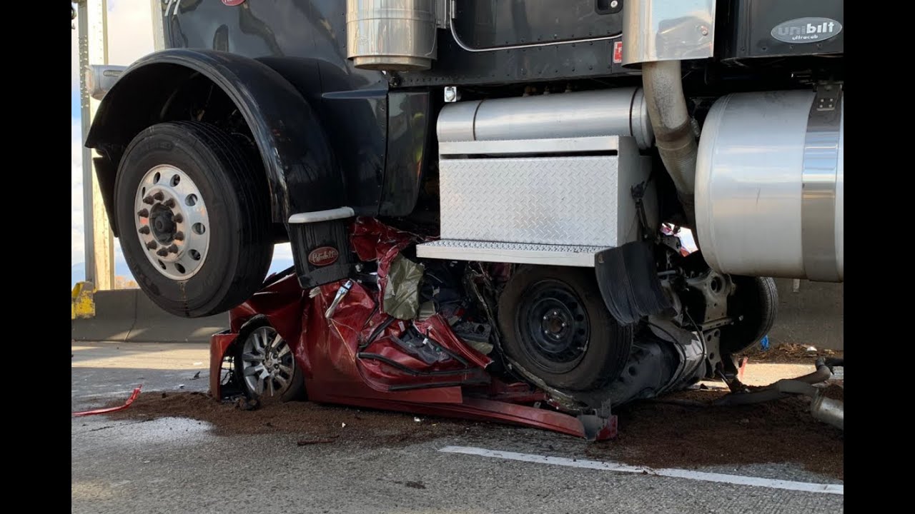 Brutal Car Accidents #155 | Total idiots on road | Bad drivers | Deadly ...