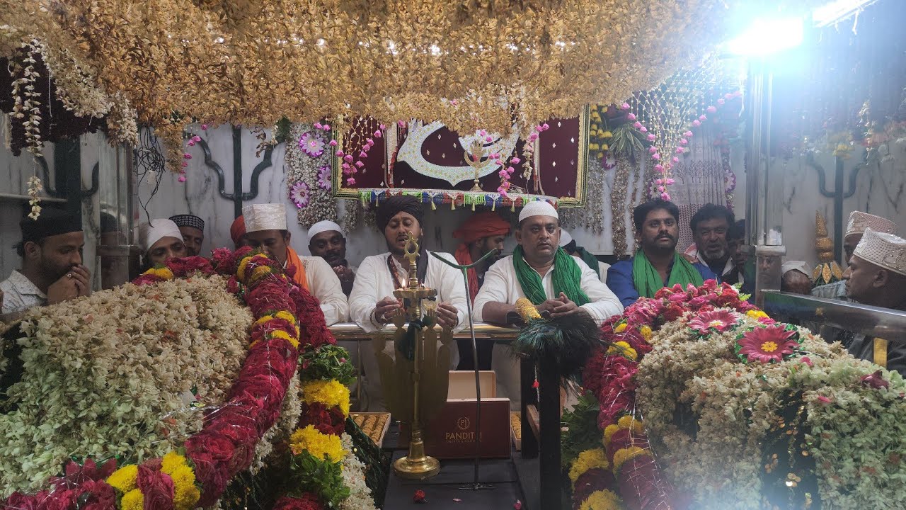 Amma Jaan Bawa Jaan Dargha Murugamalla Sandol Shariff ...!! Thousands ...