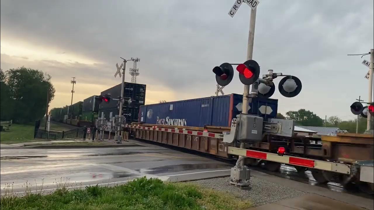 UP 8687 South in Chatham, IL on 5/6/23 - YouTube