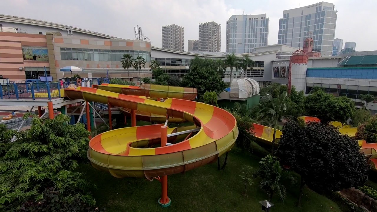 The Wave Pondok Indah - YouTube