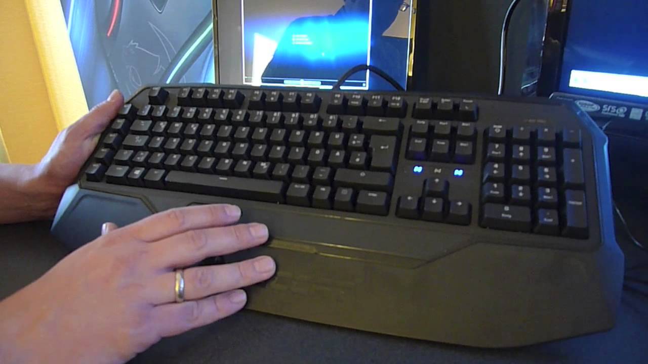 CES 2013: Roccat Ryos MK Pro Keyboard - YouTube