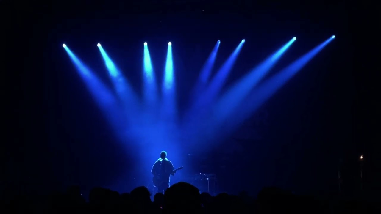 20221023 BADFLOWER - MOVE ME - YouTube