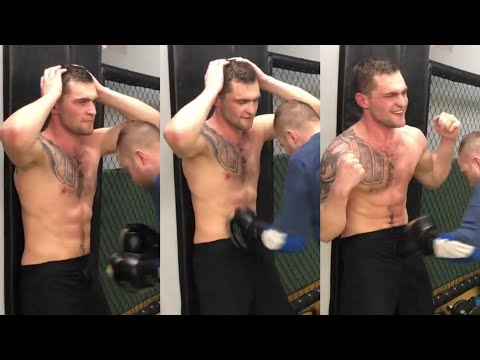 Gut Punching . KNOCKOUT 🏆10