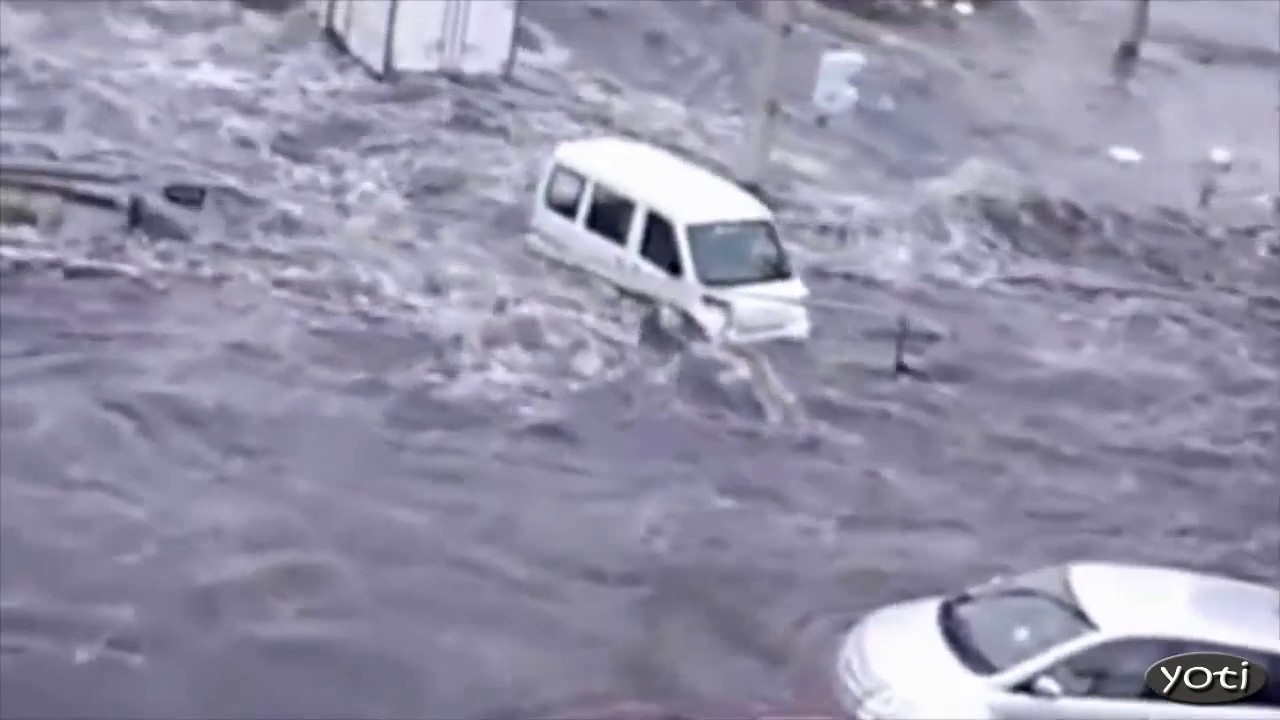 Dramatic Japan Tsunami footage (Prt6) - YouTube