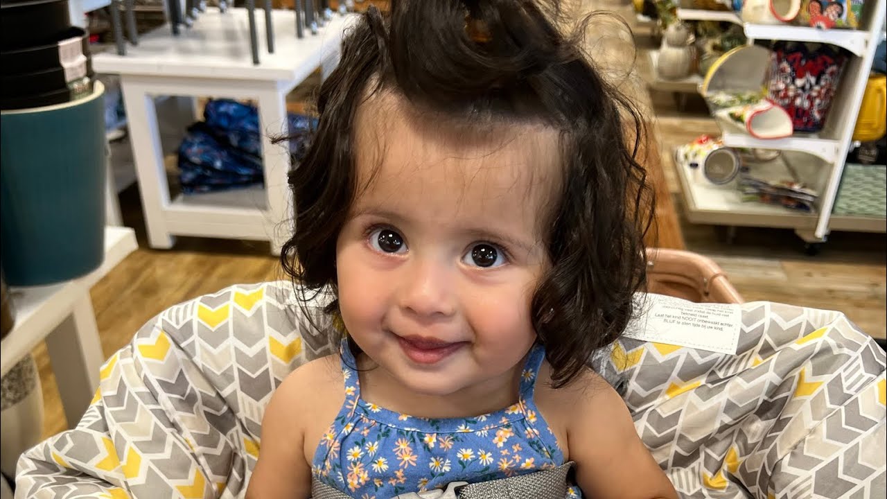 All about Layla (baby) - YouTube