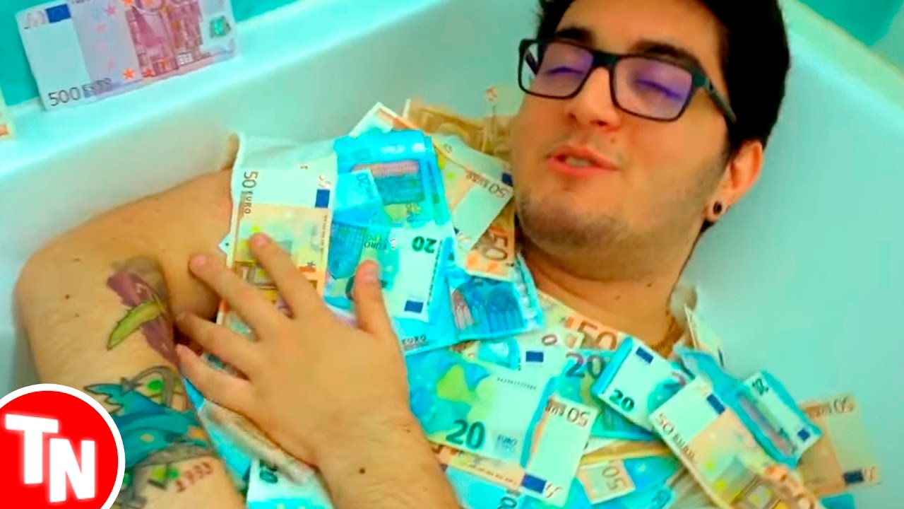 Youtuber SirKazzio toma banho com 50 mil reais e é alvo de críticas ...