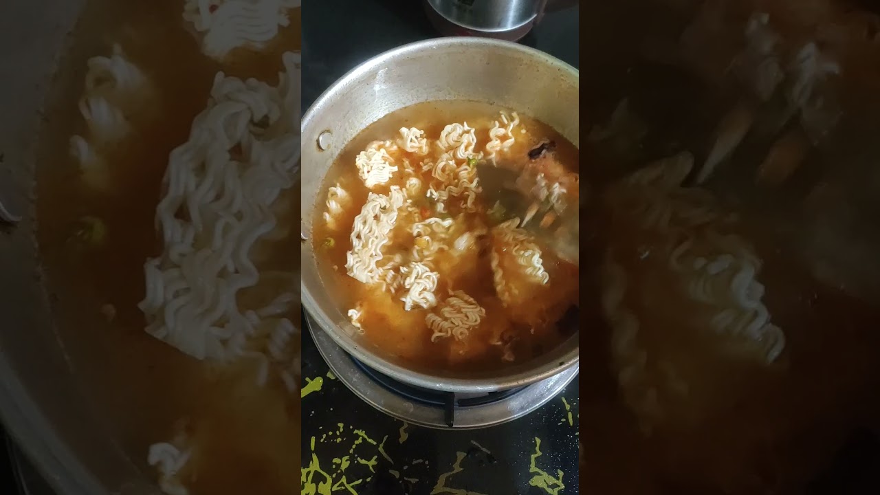 Schezwan Maggie ️ Recipe - YouTube