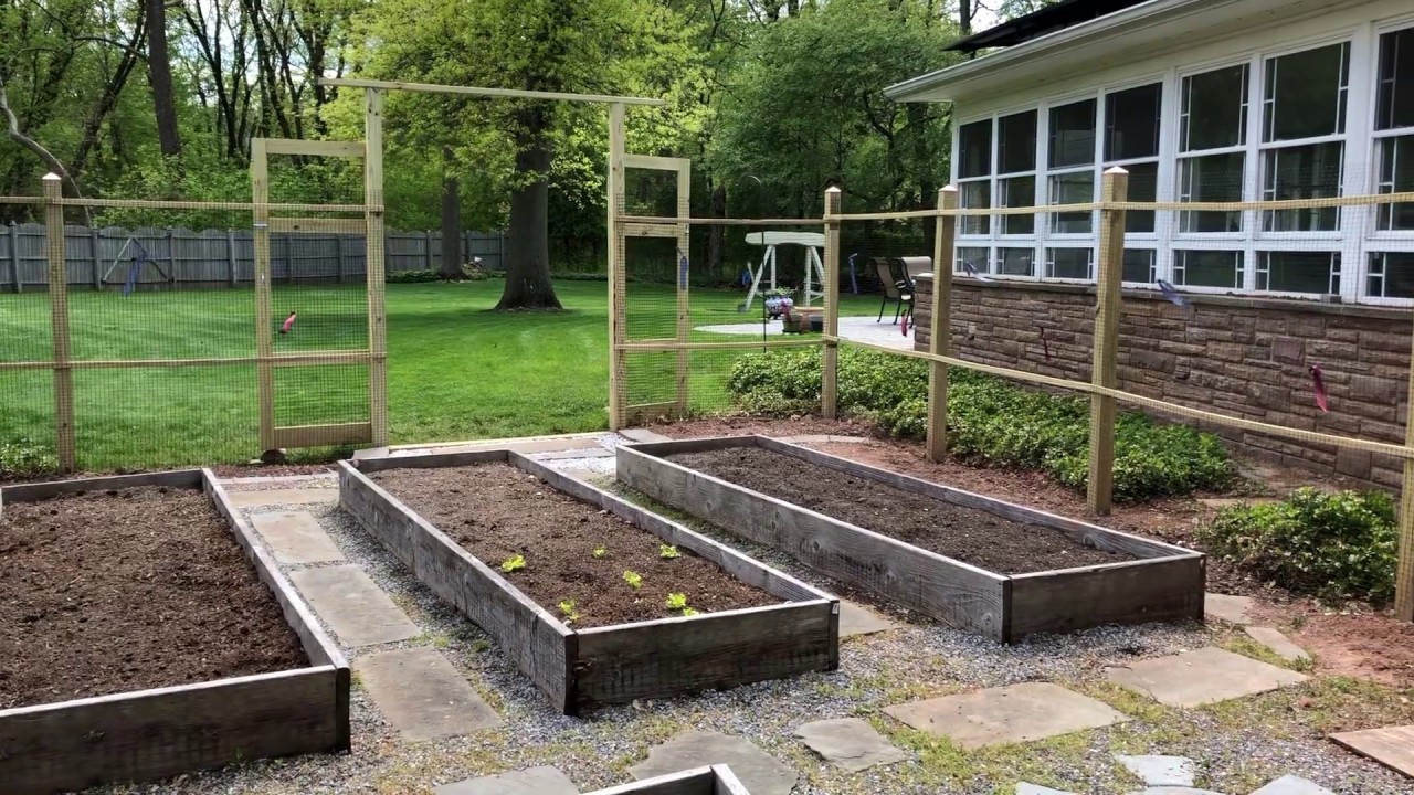 Flutter Ribbons on new Deer Fence - YouTube