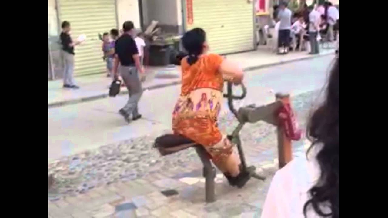 Chinese woman EXERCISE FAIL - YouTube