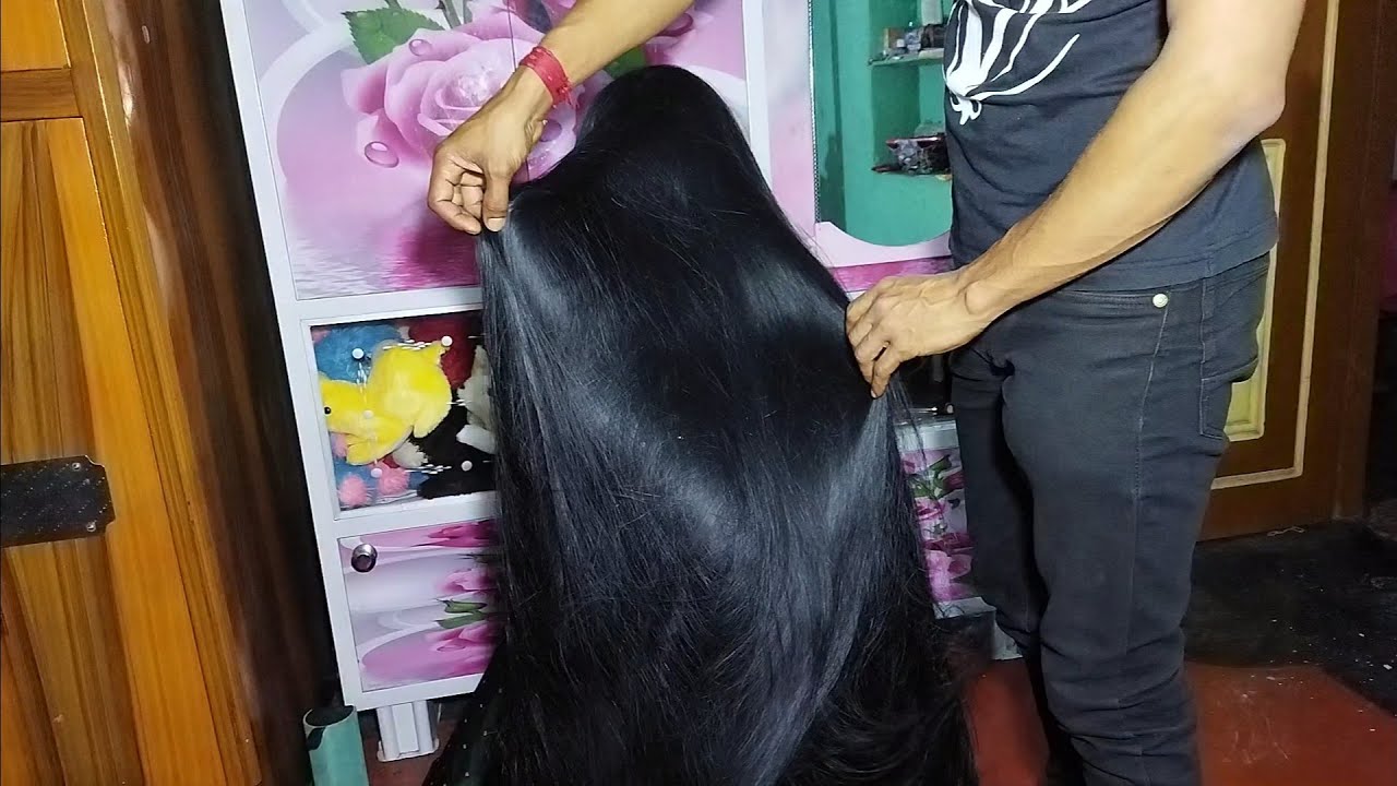 Beautiful And Gorgeous Long Hair Play And Pulling Black And Sinning Long Hair Pulling For