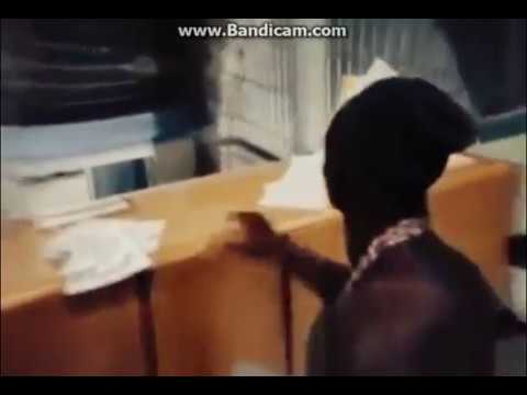 THE OZ TAŞAKLI ADAMSIN O'REILY