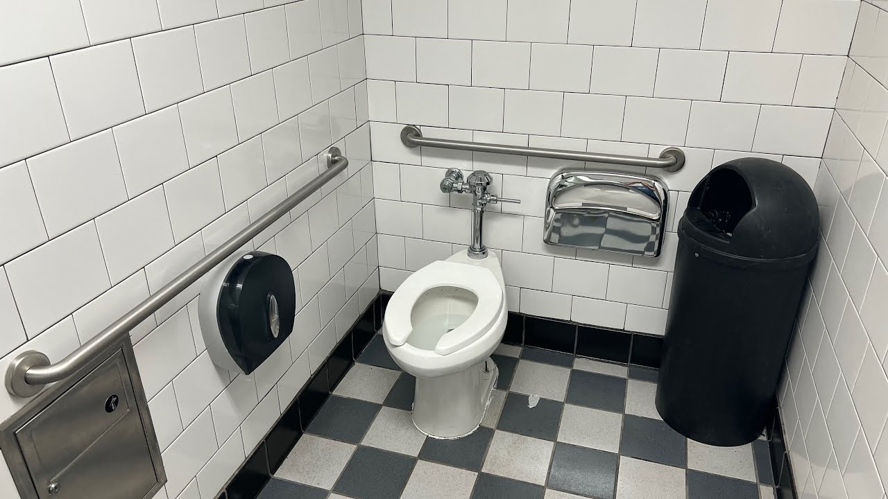 Carls Jr. Unisex Restroom Full Shoot. - YouTube