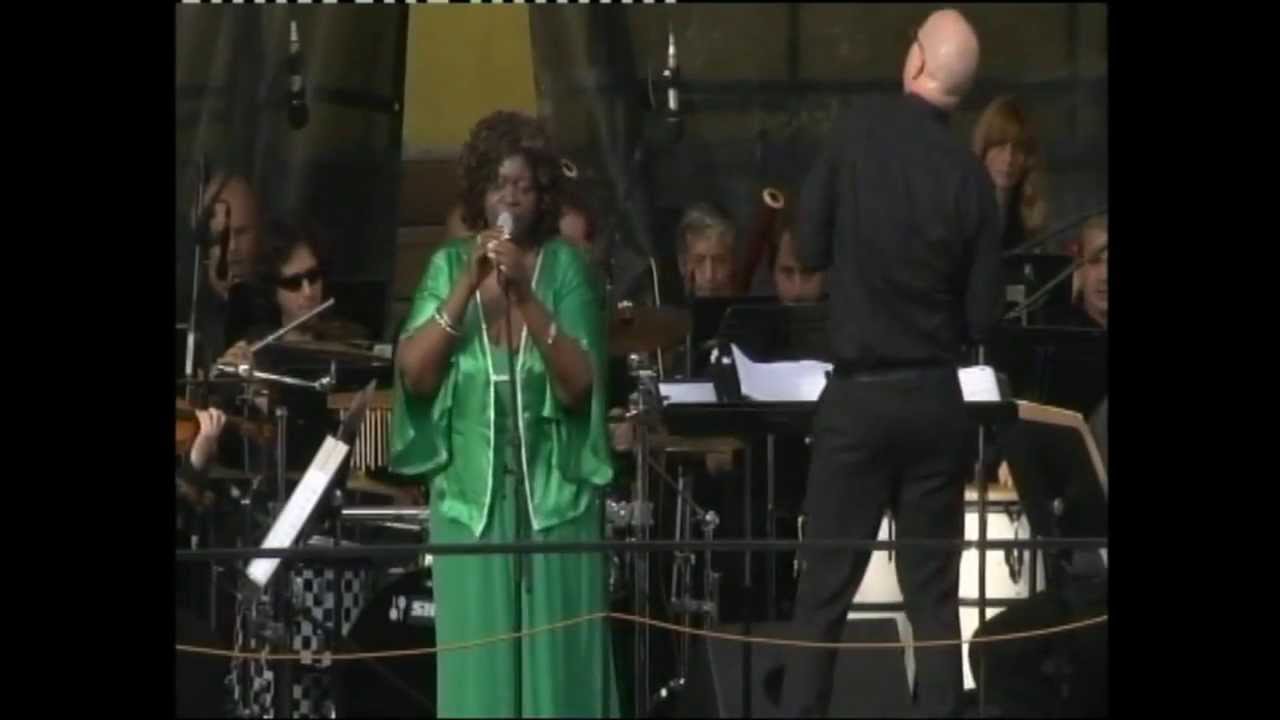 Alice Tan Ridley & Arad Philharmonic (Romania) - At Last - YouTube