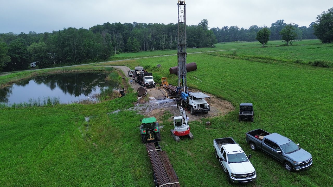 Well Fracking In Busti NY - YouTube