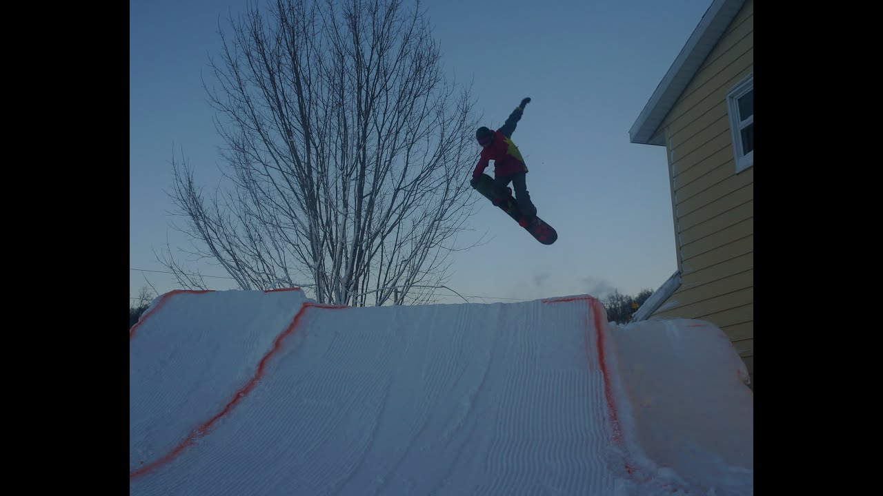 Backyard Snowboarding at the 3BC: EarlyRelease - YouTube