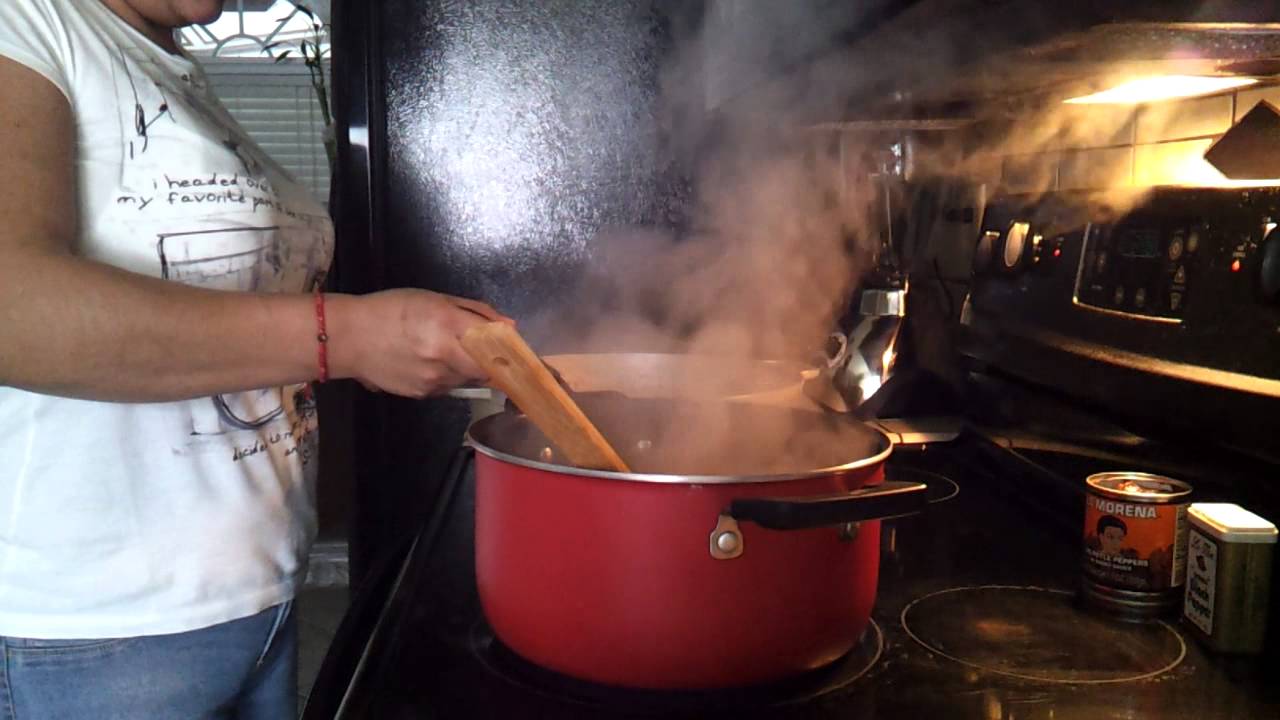 Receta ``Entomatado de Pollo " - YouTube