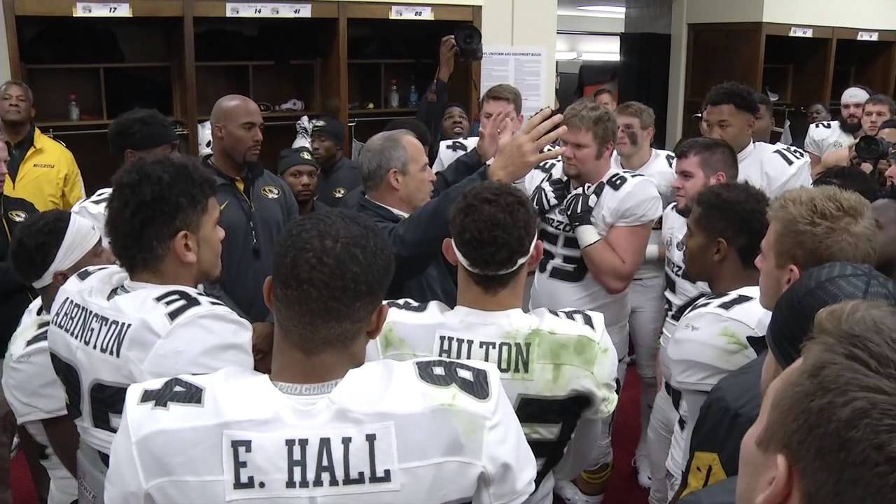 EXCLUSIVE: Locker Room Celebration after BYU Win - YouTube