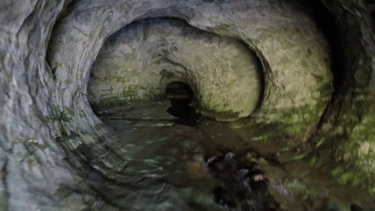 Cave Stream, New Zealand - Entrance (1/4) 4K - YouTube
