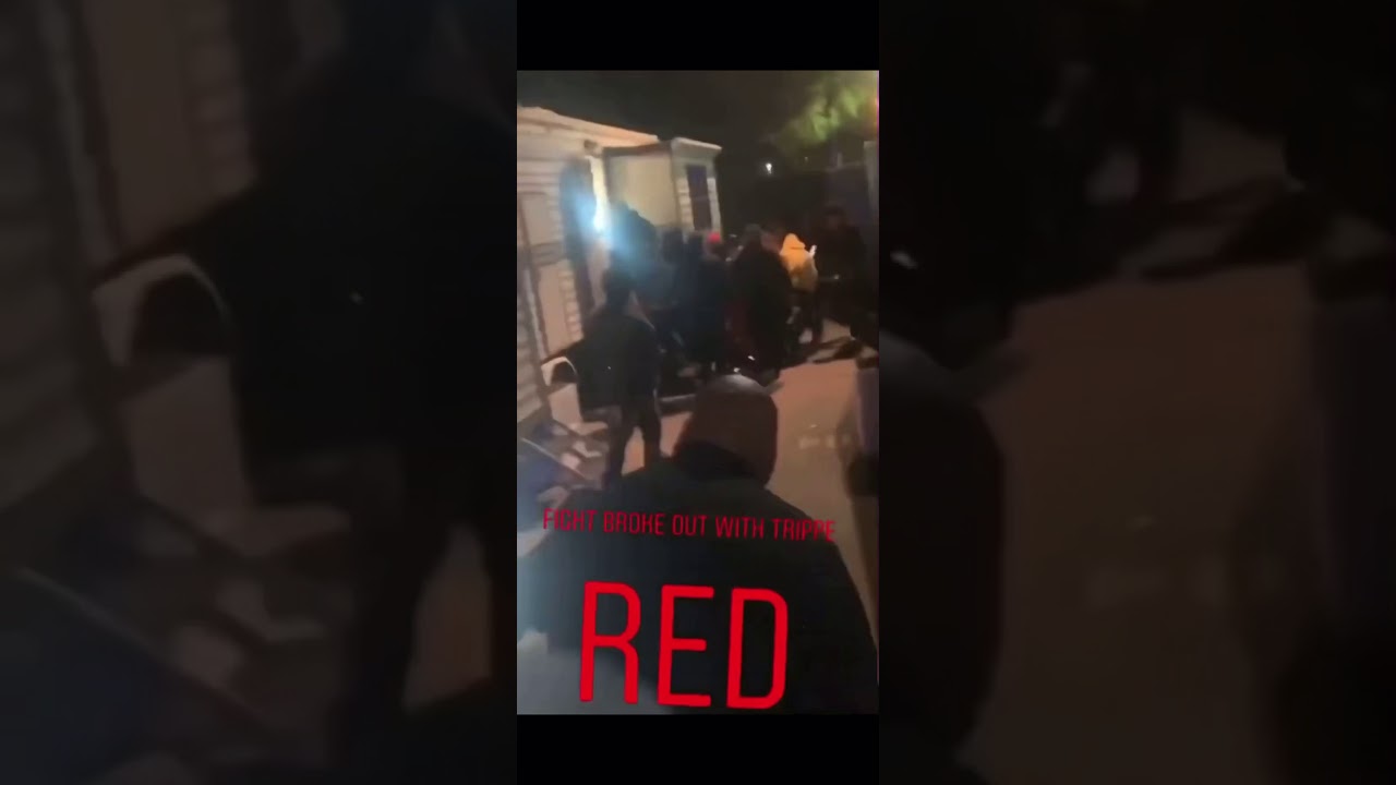 Trippie Redd Fighting At Rolling Loud With His Crew Crazy π€ Youtube