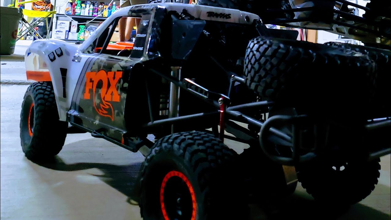 Traxxas UDR Scale Driving - YouTube