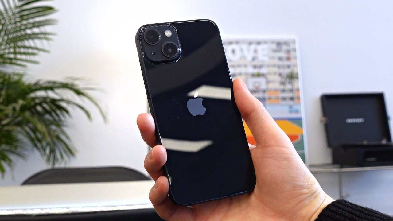 iPhone 13 Revisited: An Android User’s 1st iPhone! — Honest Review ...