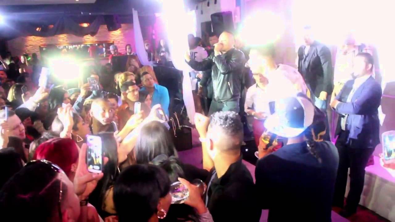 EL MAYOR EN PRIVILEGE ITALIA - YouTube