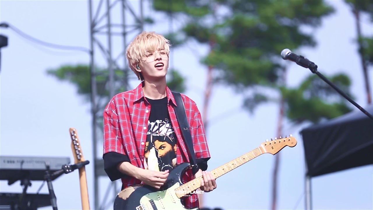 170909 그린플러그드 경주 2017 Day6 데이식스 Congratulations (Jae 제이 Focus) - YouTube