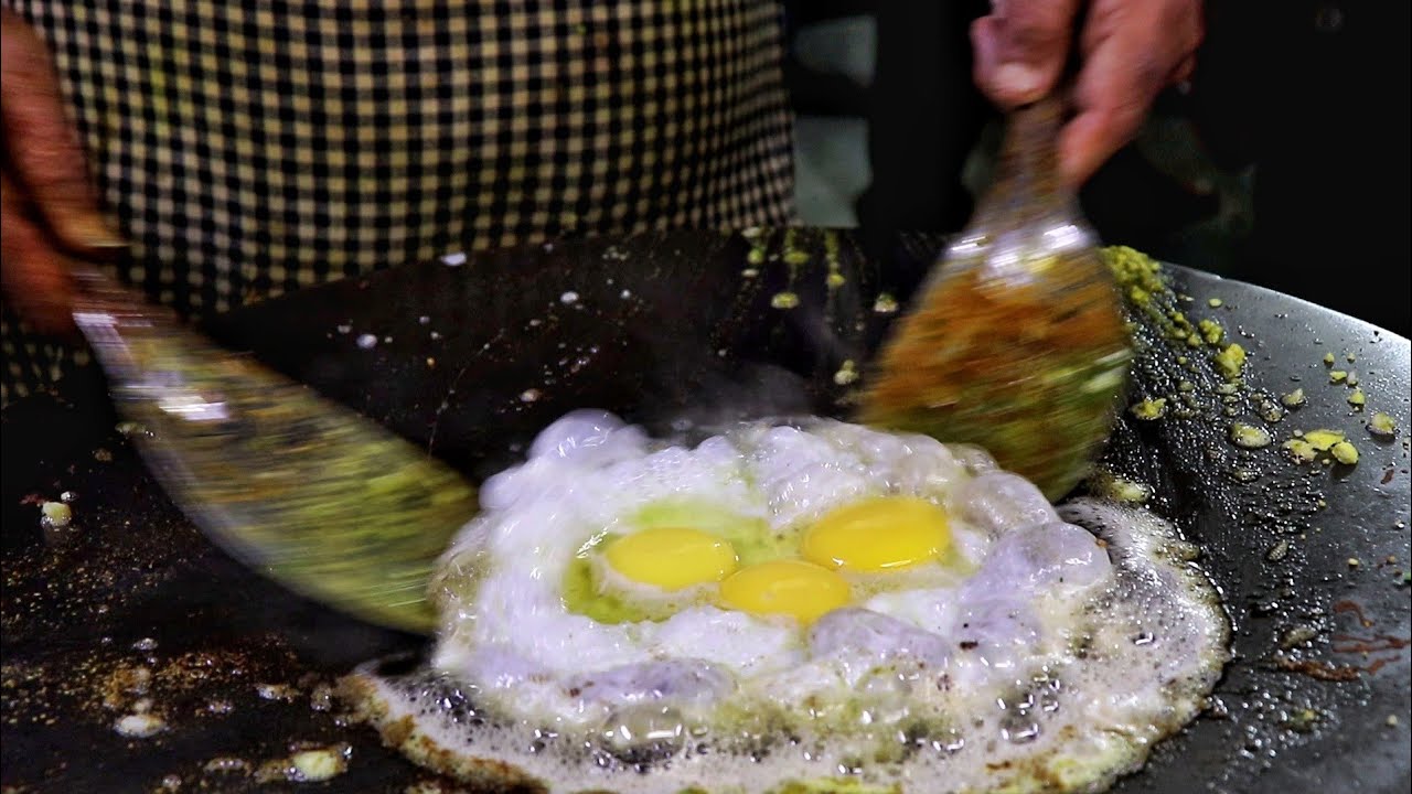 Indian Chacha Making Three Layer Egg Dish | Roadside Famous | Egg ...