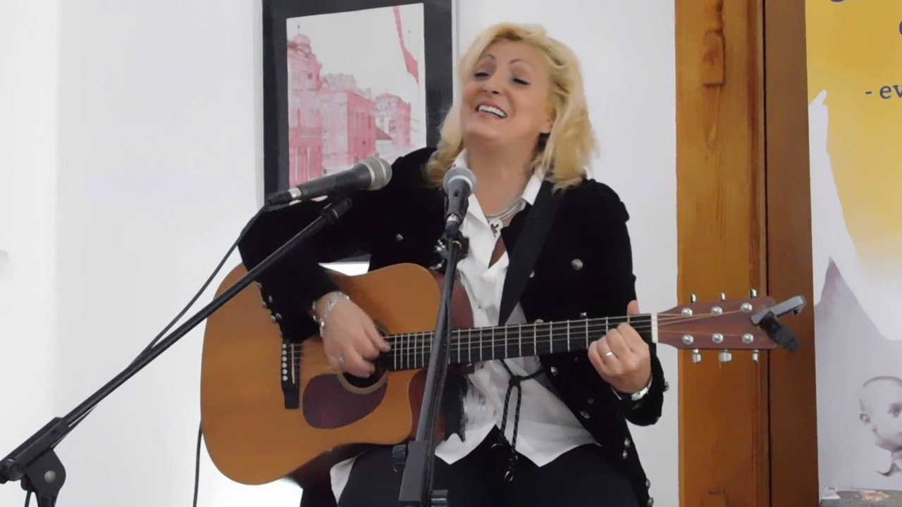 Maria Gheorghiu - concert folk- la „Casa Bredicenilor” Lugoj- 22 11 ...