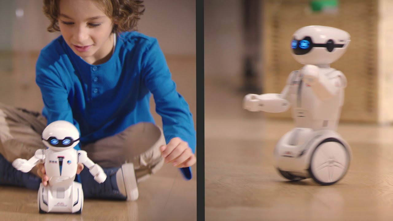 MacroBot fra Silverlit - en robot med mange spesielle funksjoner. - YouTube