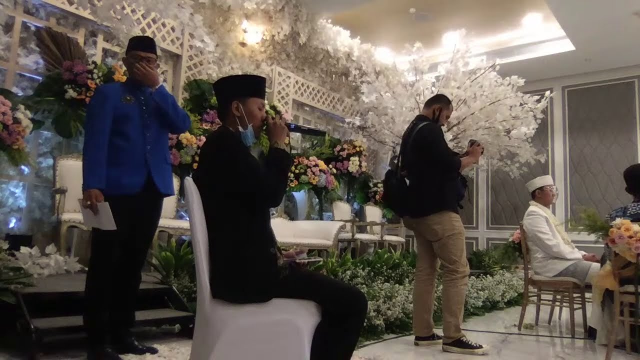 The Wedding of Amalia & Hanafi - YouTube