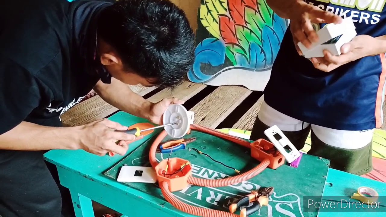 How to connect 3 way switch - YouTube