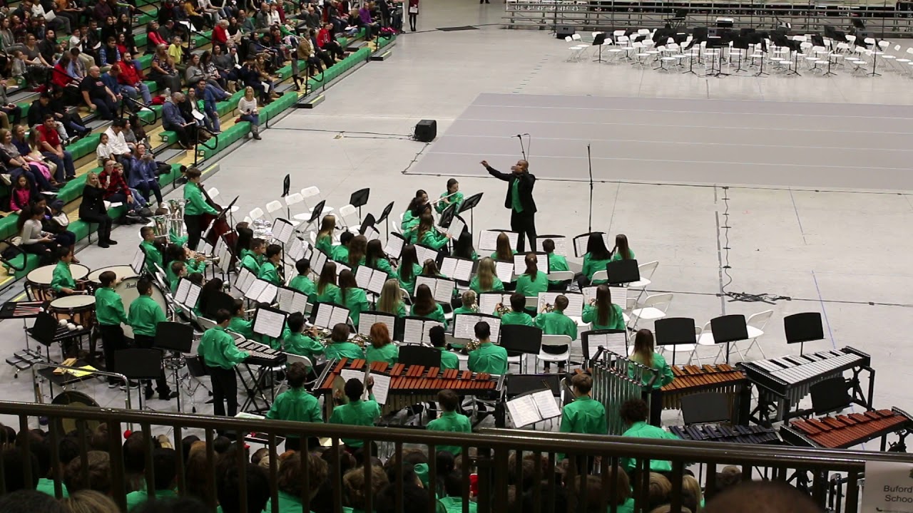 Christmas at the Circus BMS Symphonic Band - YouTube