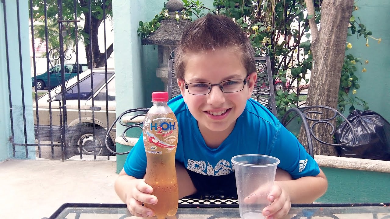 H2Oh! Manzana By 7Up (Zero Calorie Apple Soda) DJs BrewTube SODA REVIEW ...