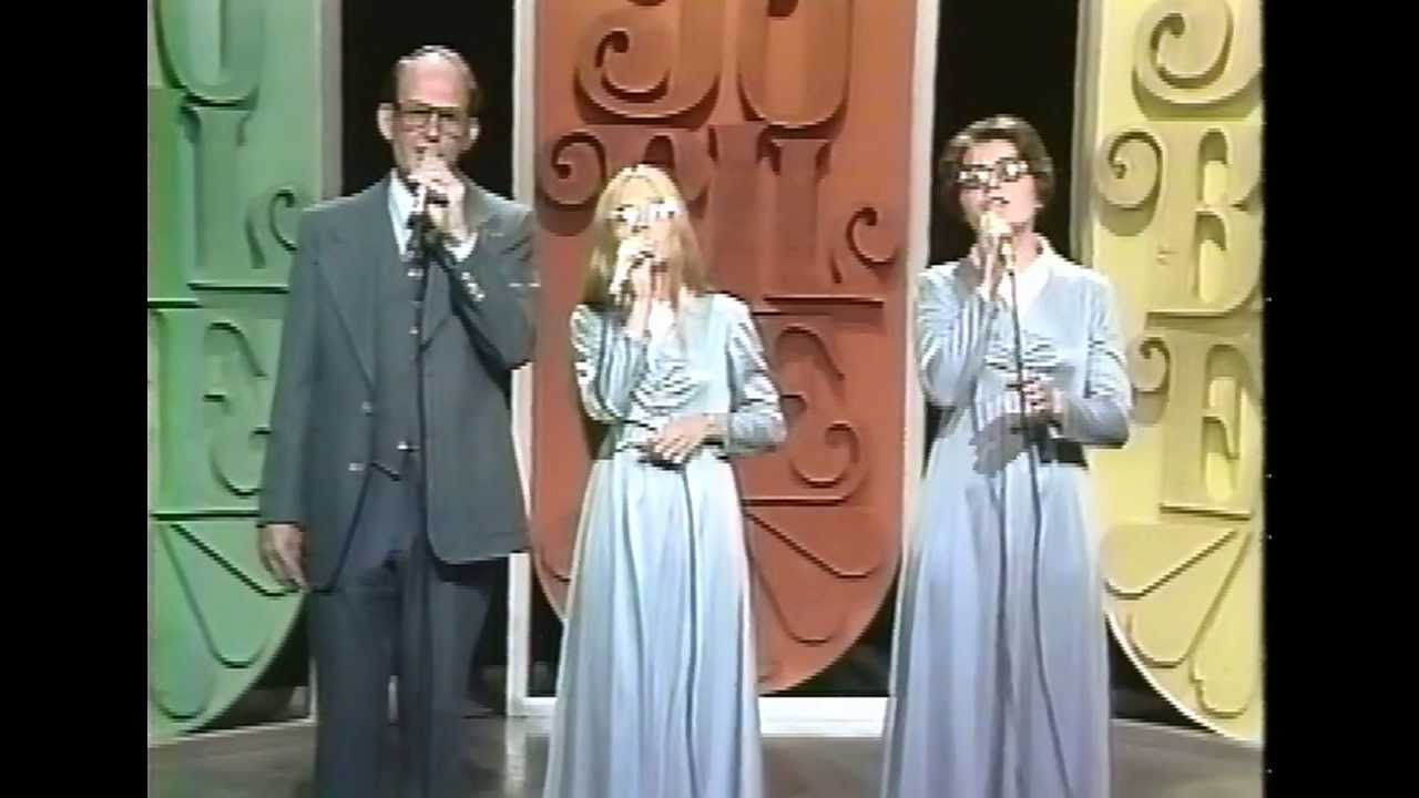 "Learning To Lean" - Lamar Sego Family - YouTube