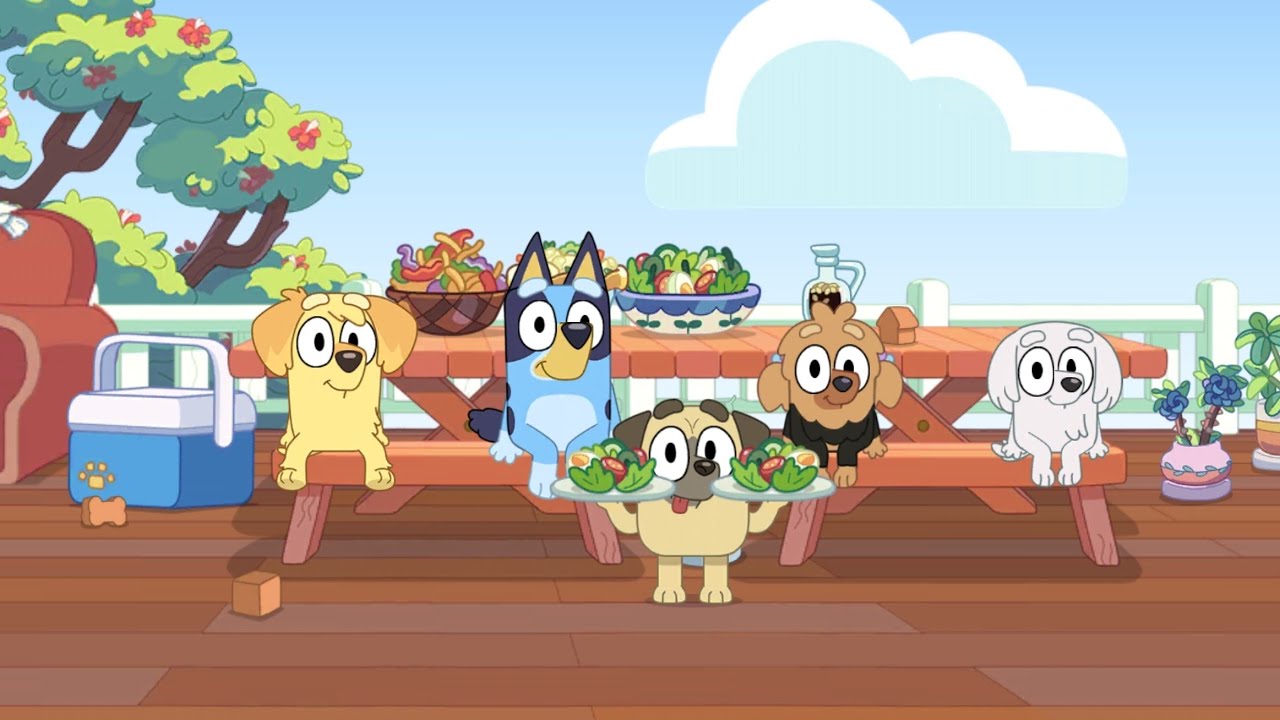 Bluey: After Halloween Deck Party 02 - YouTube