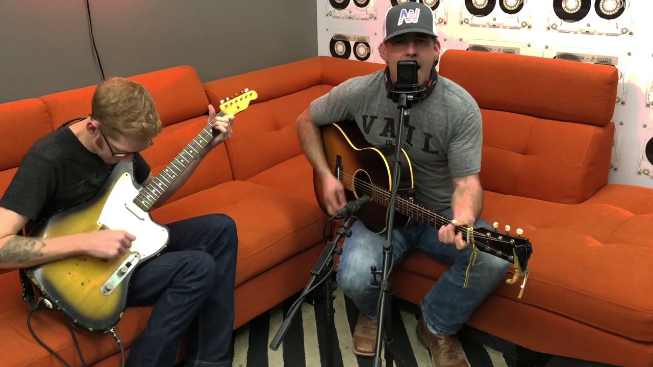 Aaron Watson - Touchdown Town (Acoustic) - YouTube