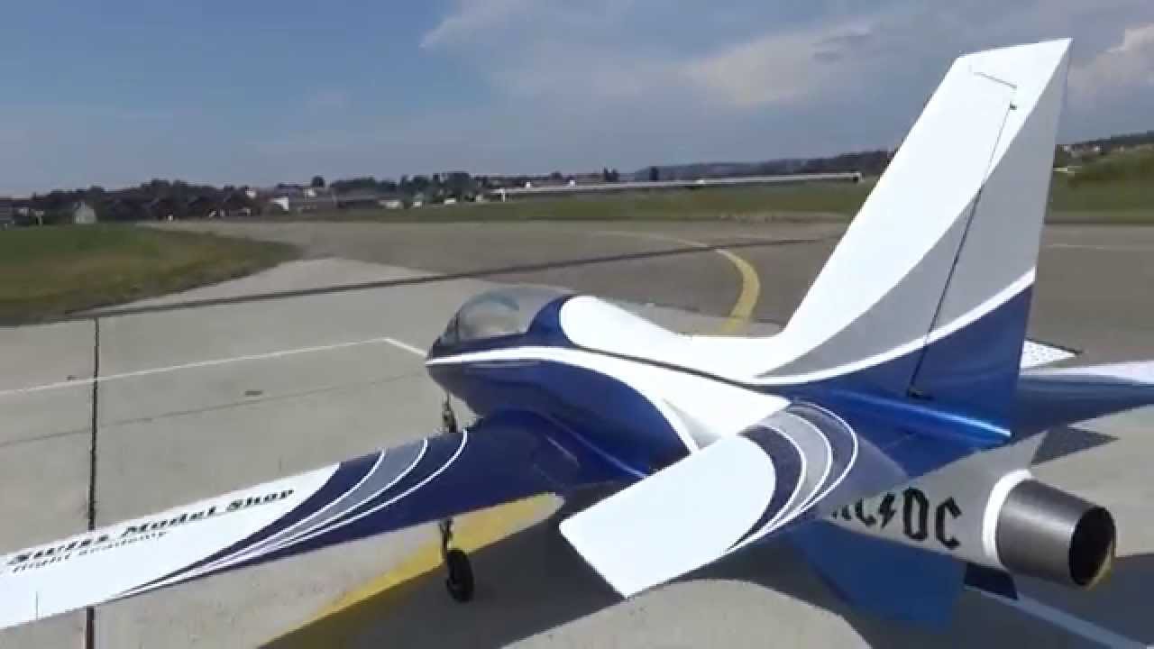 Rc Super Viper Turbine Jet ,The Pilot is only 16Years old !!! - YouTube