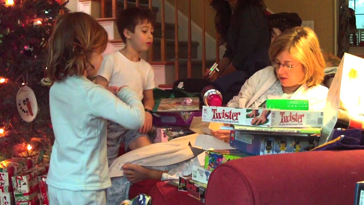Christmas Morning 2007 V - YouTube