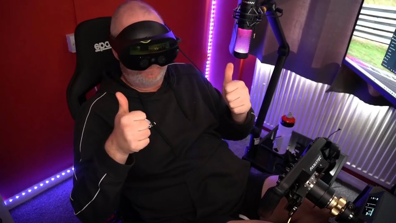 Meta Quest Pro review after 1 week | Sim racing is amazing - YouTube