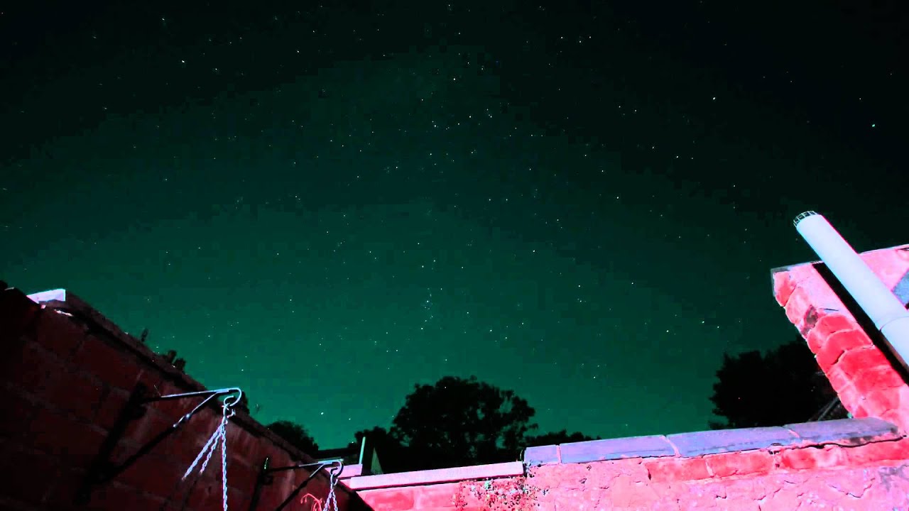 Urban night sky timelapse - YouTube
