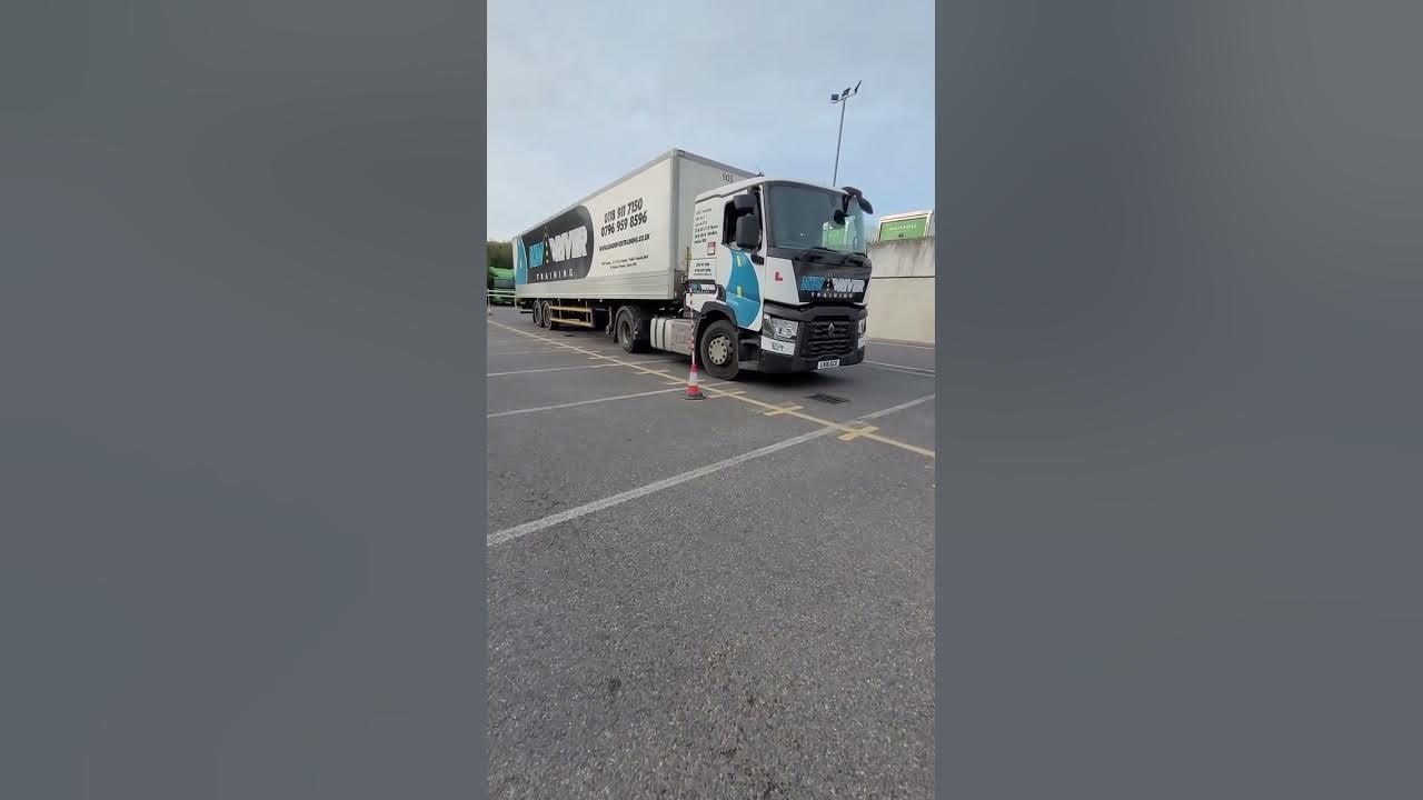 HGV C+E Module 3a Reversing test - YouTube