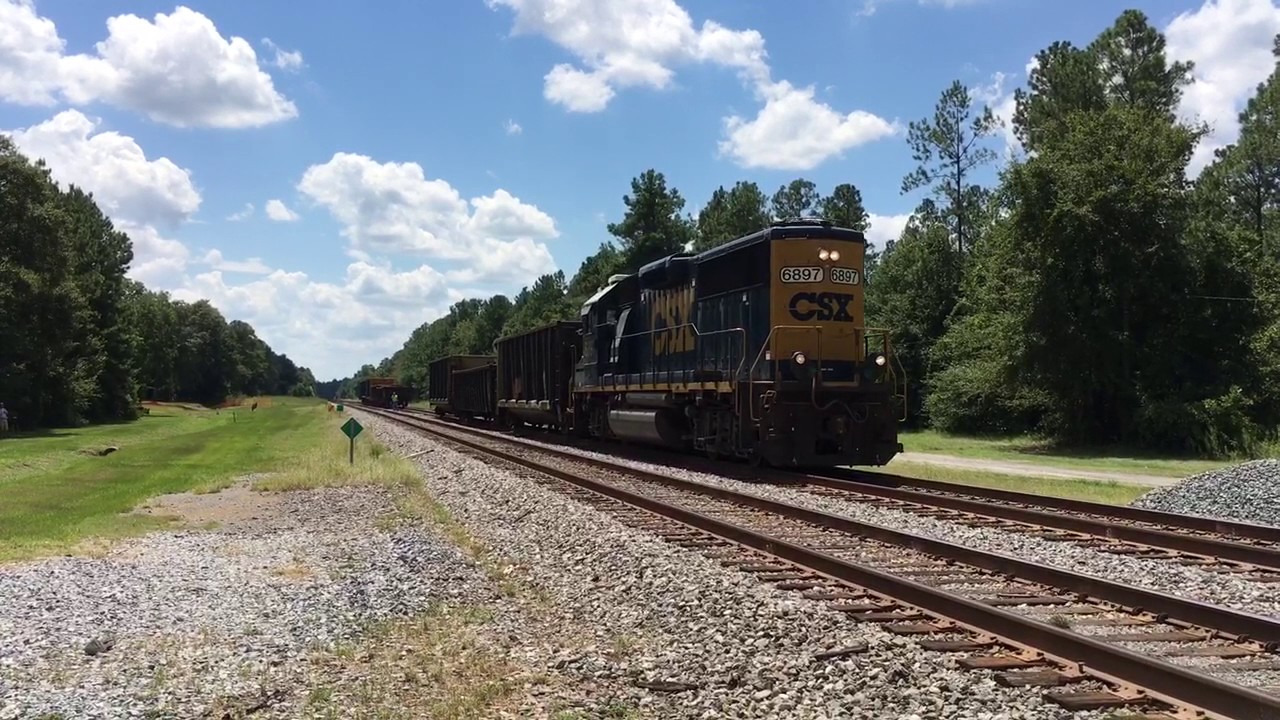 CSX GP60 switching at Folkston,Ga - YouTube