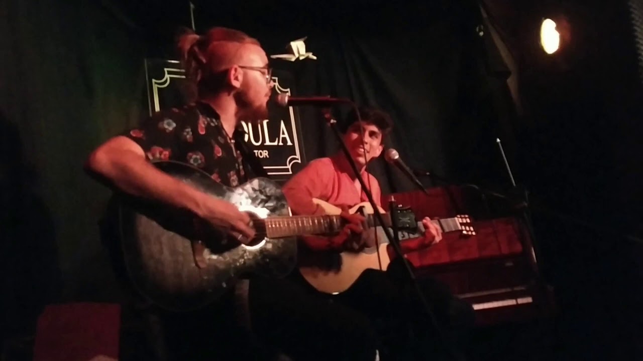 Andrés Iwasaki y Andrés Martín cantan "All I want" - La fídula 03/06/19 ...