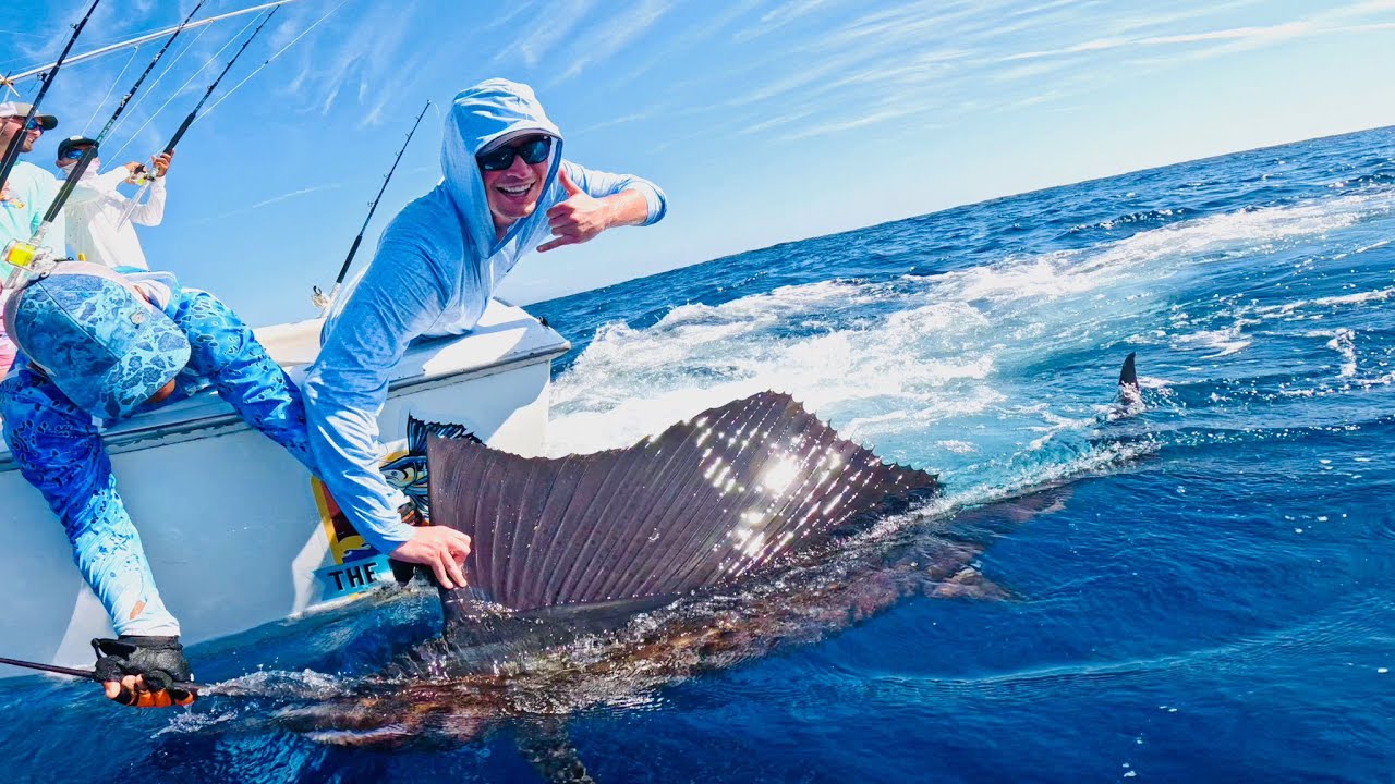 OVER 2 Hours of Epic Sailfish and Marlin Fishing in The Pacific Ocean ...