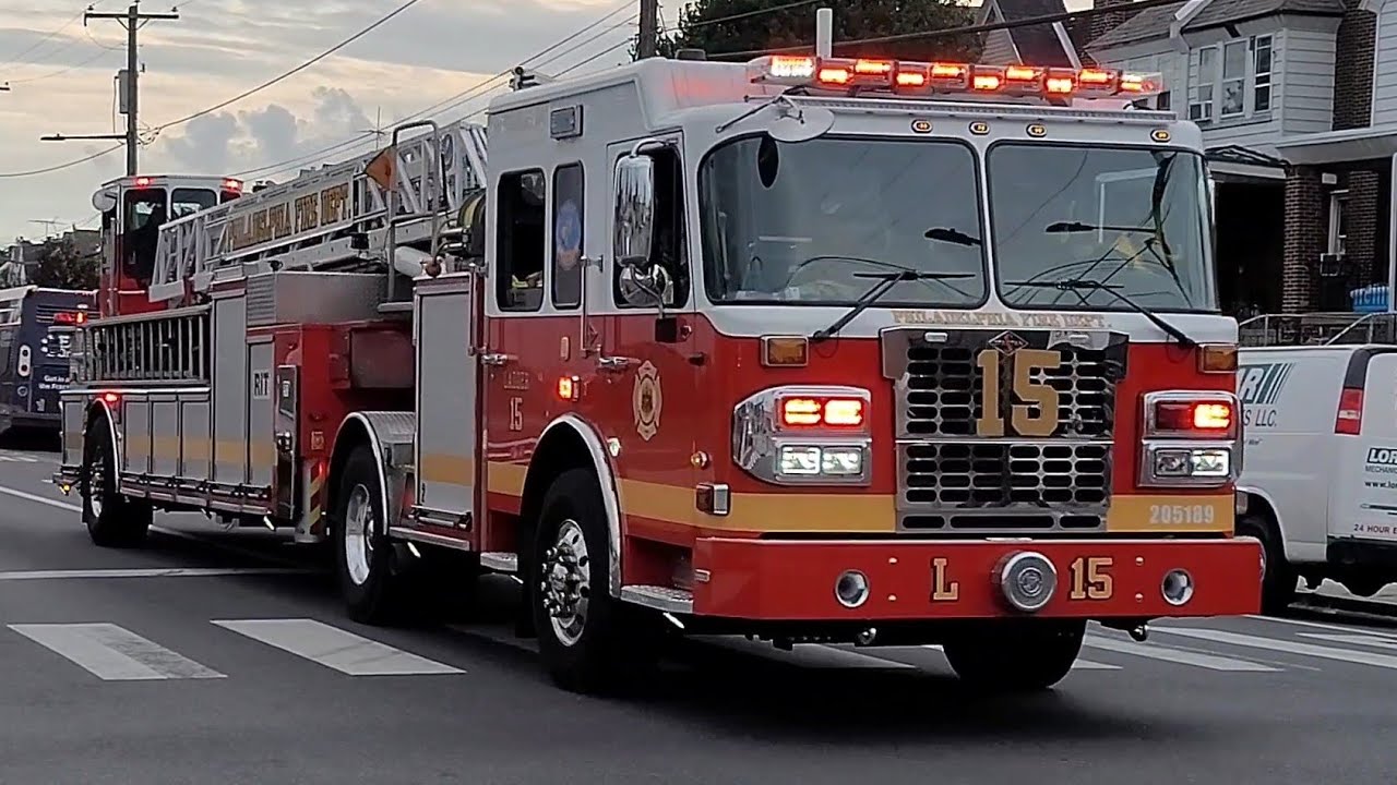 PFD R.I.T Ladder 15 Responding - YouTube