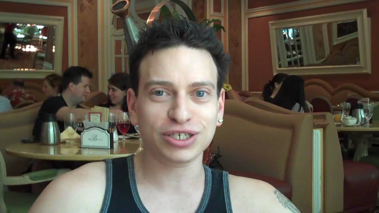 CPX Interactive CEO Mike Seiman @ The Bellagio, Las Vegas 4/20/09 - YouTube